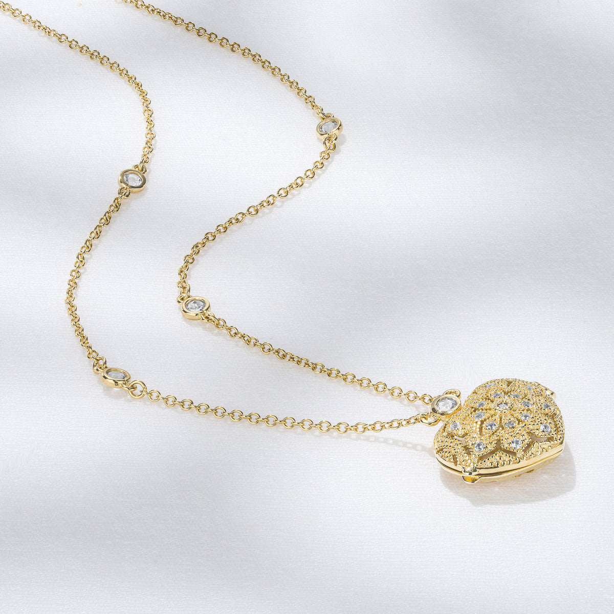 Vintage Heart Locket Lab Diamond Necklace White Topaz in 18K Gold Verm ...
